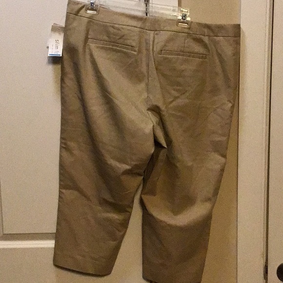 attention | Pants & Jumpsuits | Ladies Tan Capris | Poshmark